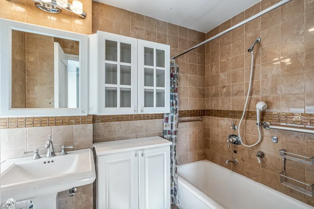 160 Riverside Drive #5C in Upper West Side, Manhattan | StreetEasy