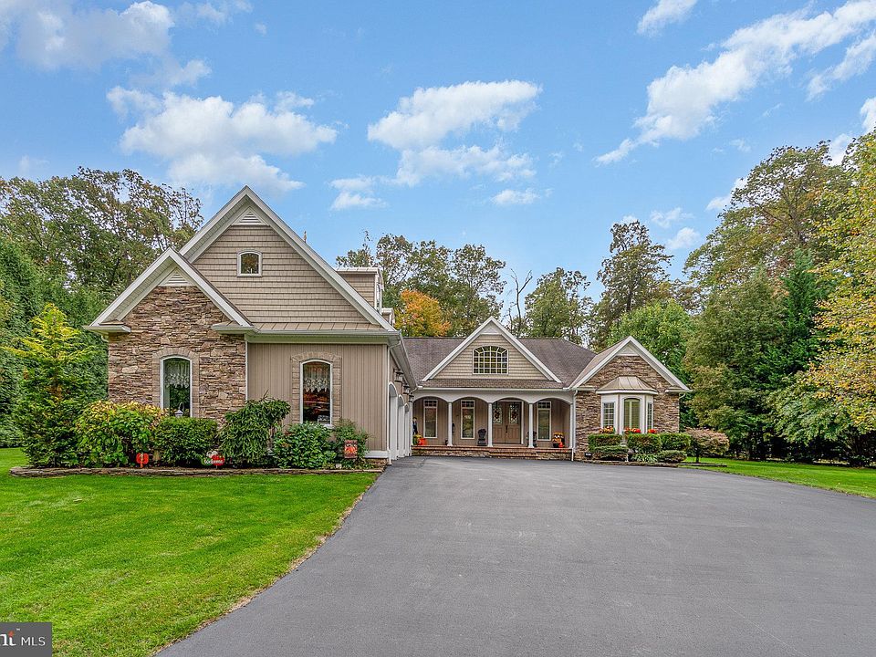 6520 Orefield Rd, Spring Grove, PA 17362 | Zillow
