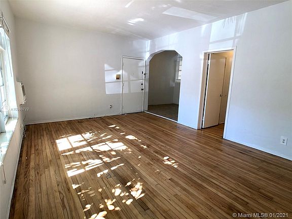 911 7th St #5, Miami Beach, FL 33139 | Zillow