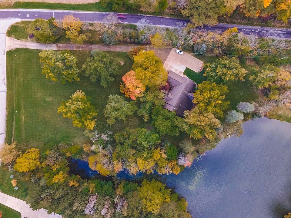 25 Whispering Pines Ln, Congerville, IL 61729 | MLS #11914217 | Zillow