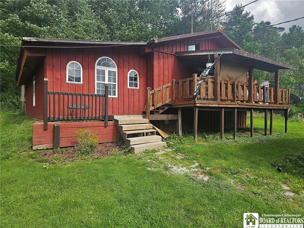 686 1/2 Main St, Limestone, NY 14753 | Zillow