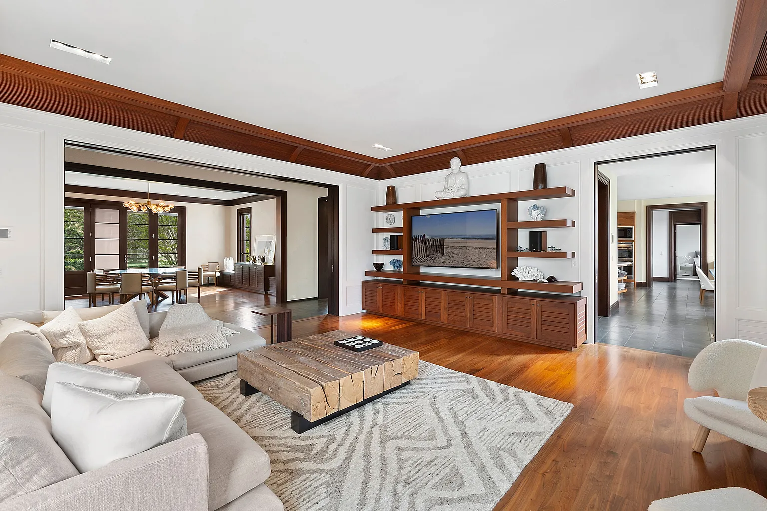 21 Acre Mecox Bay Compound Includes 45,000+ Square Feet with 24 Beds ...