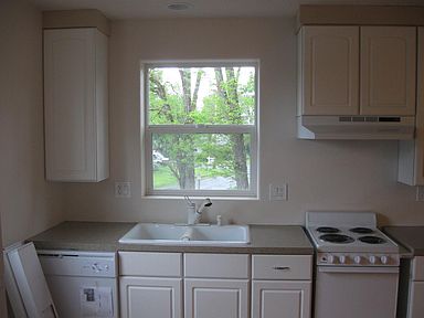 1211 Douglas St #2, Forest Grove, OR 97116 | Zillow