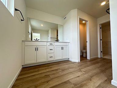 5955 Hawkweed Dr, Naperville, IL 60564 | Zillow