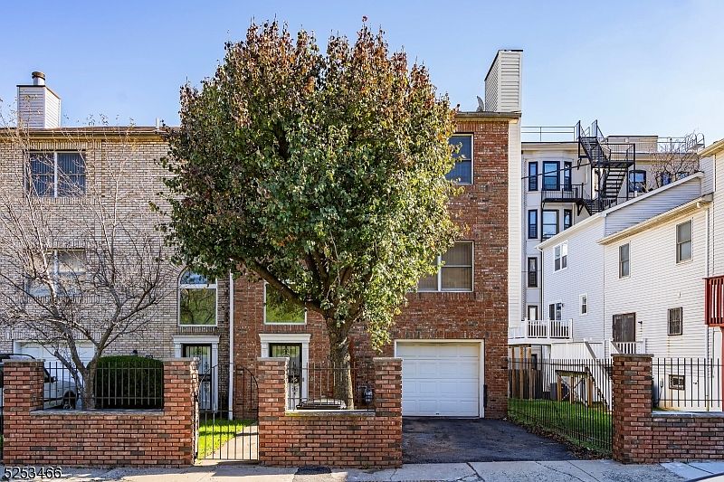 129 Arlington St, Newark, NJ 07102 | MLS #3872409 | Zillow
