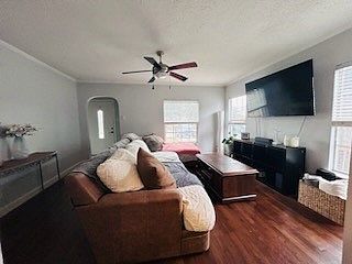 2507 Gilford St, Dallas, TX 75235 | Zillow