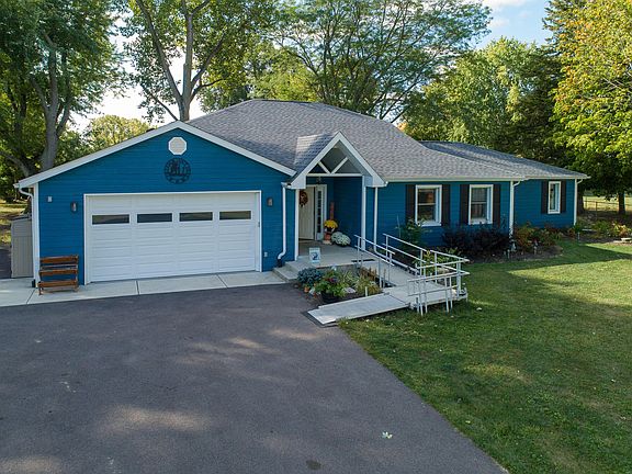 1079 Barks Rd E, Marion, OH 43302 | MLS #223029605 | Zillow