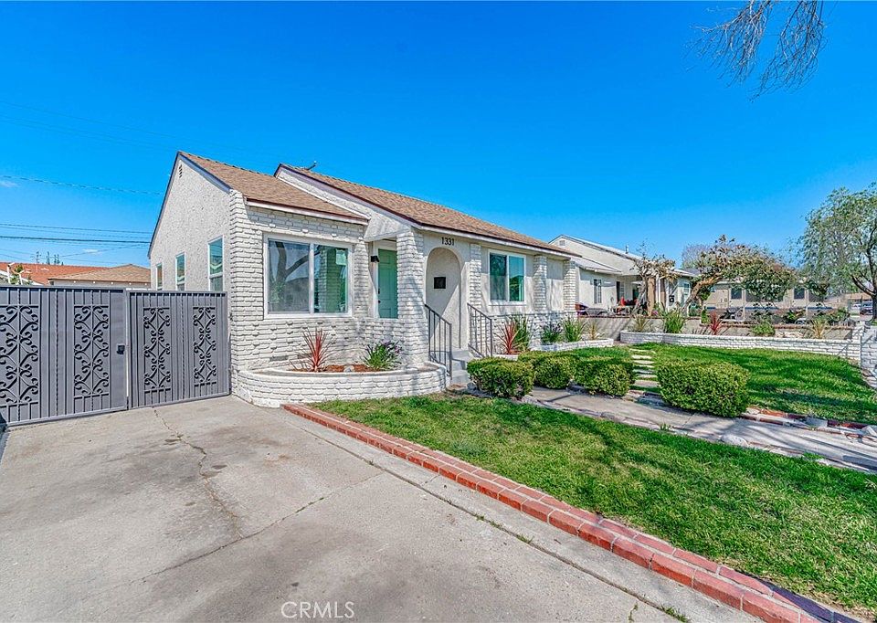 1331 W Taper St Long Beach CA | Zillow