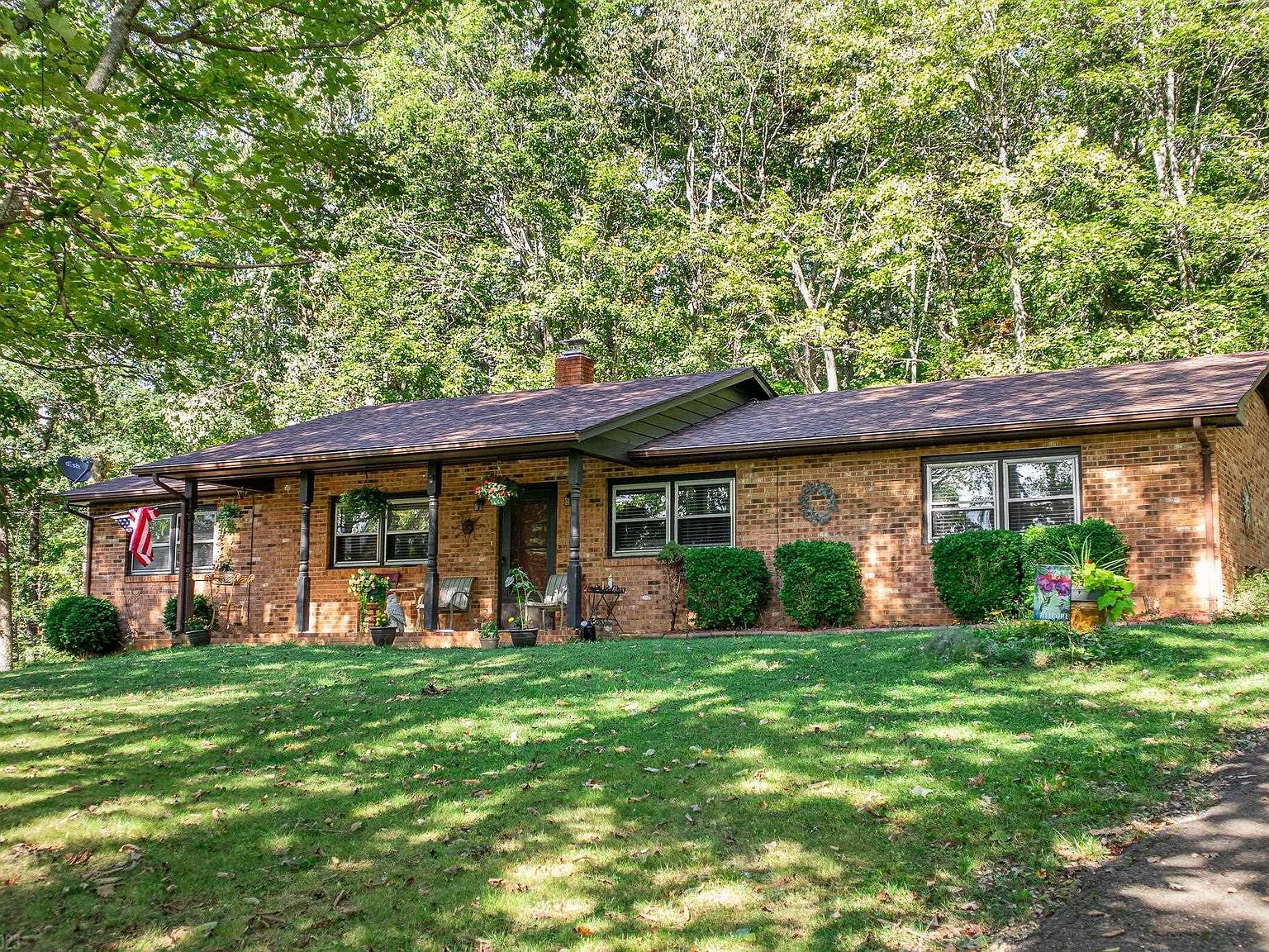 133 Greenbrier Ridge Ln, Newport, VA 24128 | Zillow