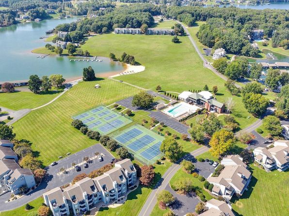 Moneta VA Condos & Apartments For Sale - 20 Listings | Zillow