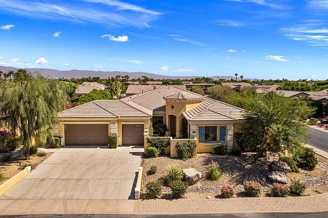 48792 Spring Rain Ct, Indio, CA 92201 | MLS #219125970DA | Zillow