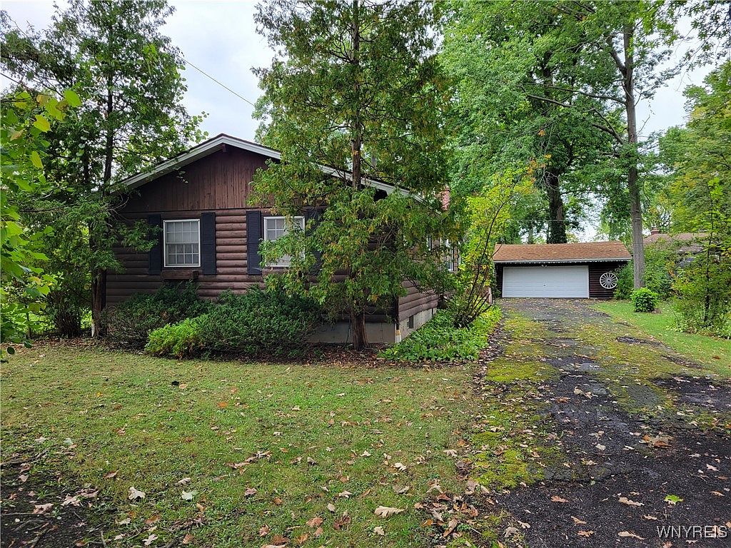 1927 Huth Rd, Grand Island, NY 14072 | Zillow