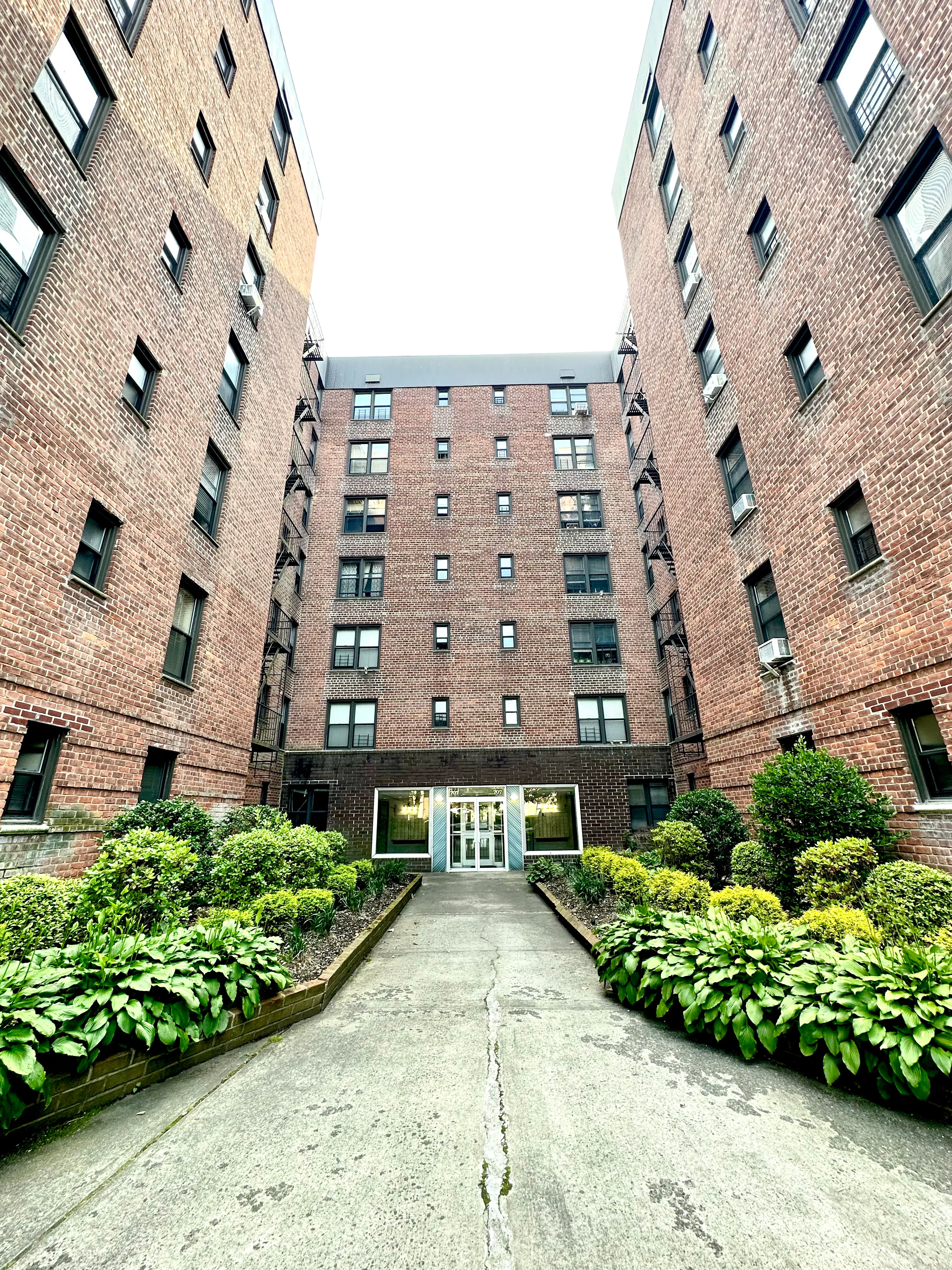701 Beach 9th Street #6K in Far Rockaway, Queens | StreetEasy