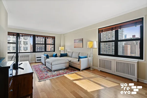 240 East 76th Street #14K in Lenox Hill, Manhattan | StreetEasy