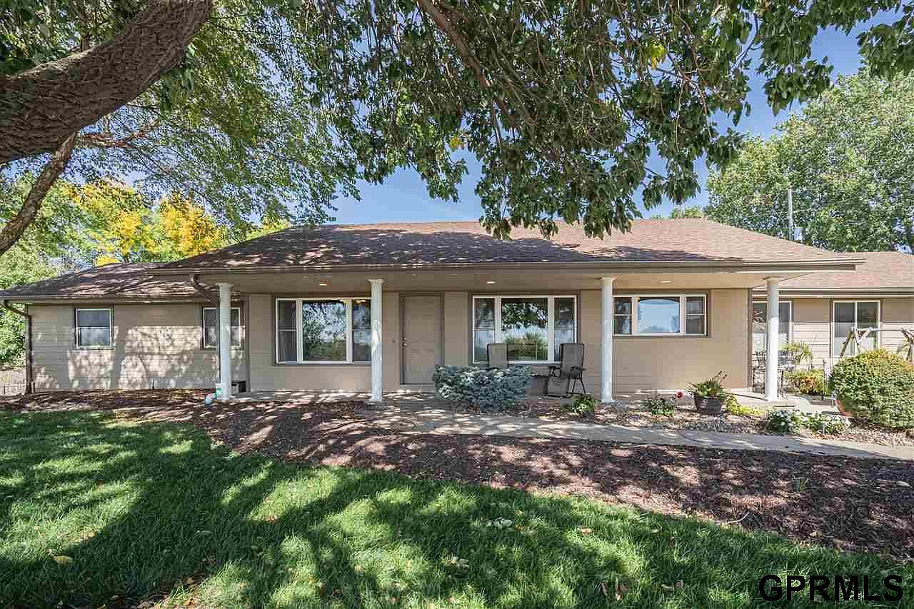 16212 W Maple Rd, Omaha, NE 68116 | Zillow