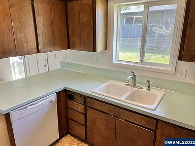 1840 Grape St, Sweet Home, OR 97386 | Zillow