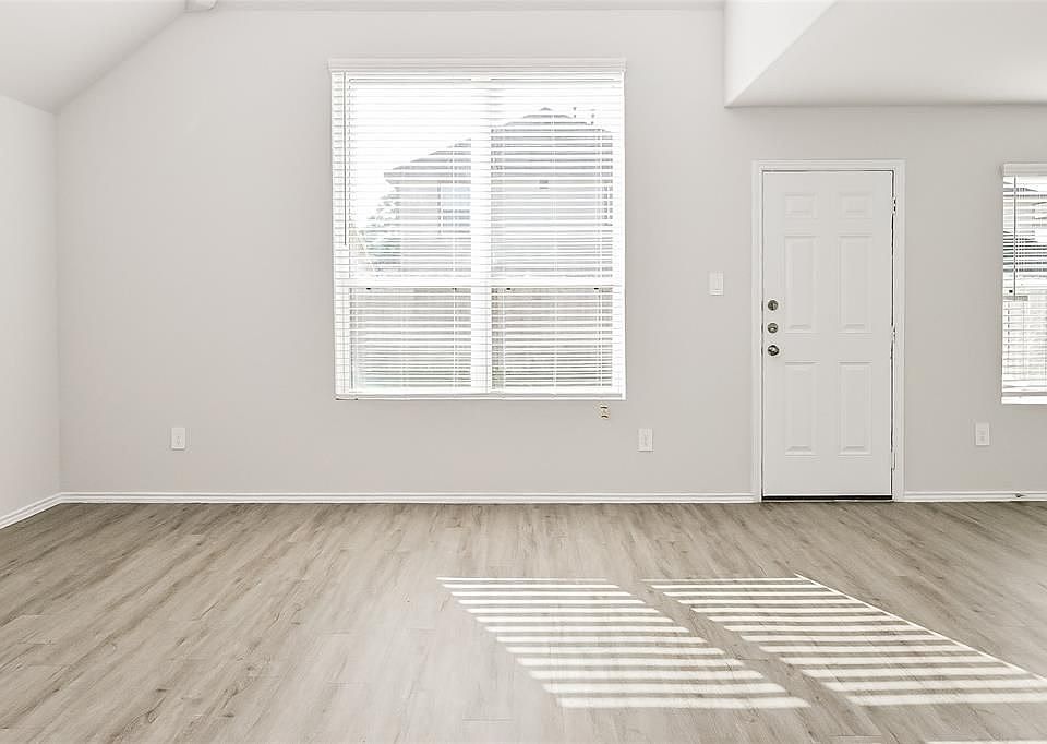 4827 Sweet Chestnut Ln, Spring, TX 77373 | Zillow