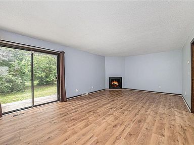 7818-7820 W 61st Ter, Mission, KS 66202 | Zillow