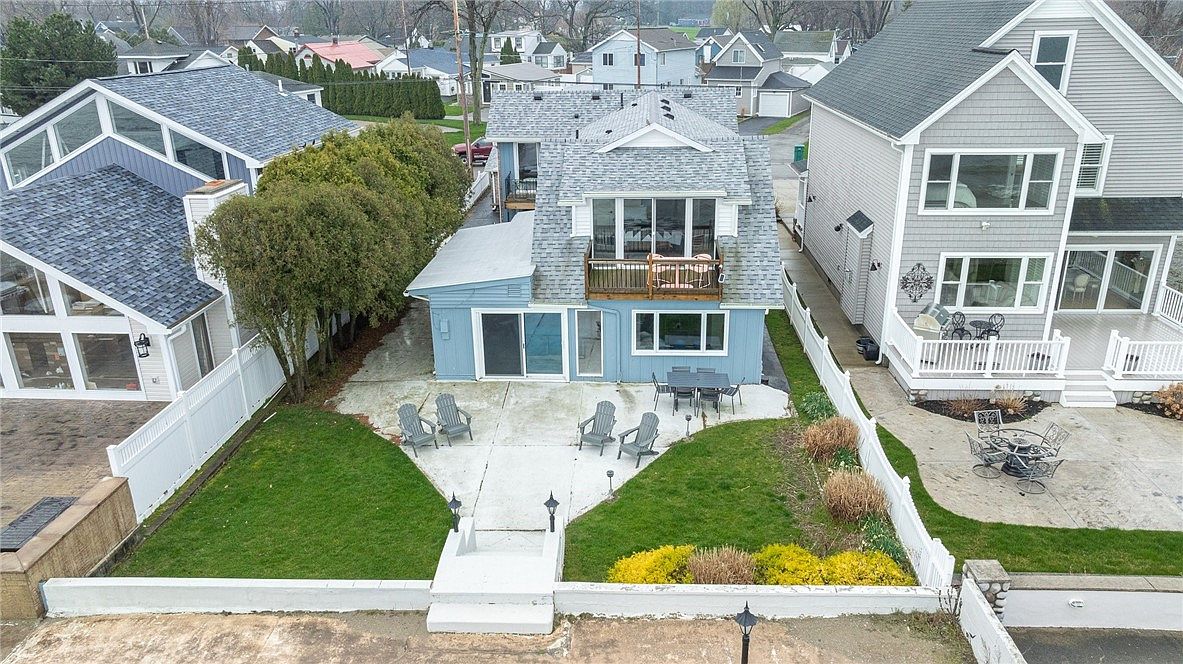 3376 Edgemere Dr, Rochester, NY 14612 | MLS #R1530885 | Zillow