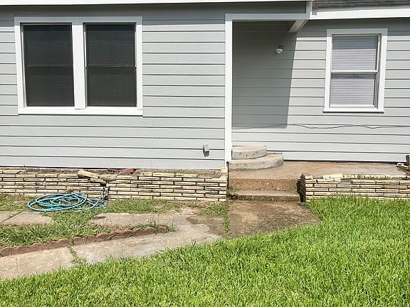 1003 Hahlo St, Houston, TX 77020 | Zillow