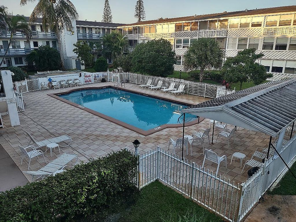 15600 NE 6th Ave, Miami, FL 33162 | Zillow