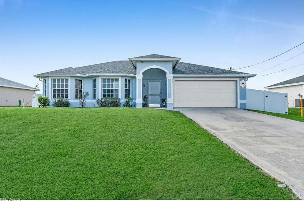 3024 NE 2nd Ave, Cape Coral, FL 33909 | MLS #224004774 | Zillow
