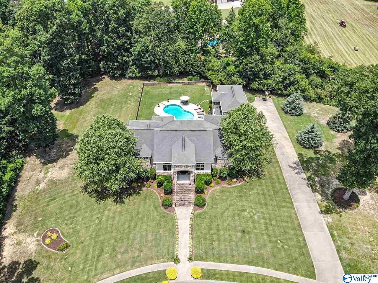 2135 Historical Village Dr, Arab, AL 35016 | Zillow