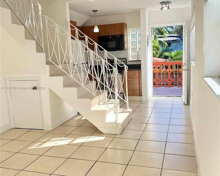 421 NE 68th St APT 6, Miami, FL 33138 | Zillow