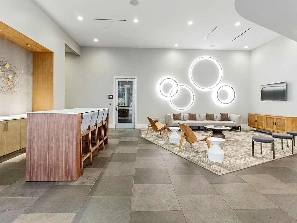 Glass House by Windsor - 2728 McKinnon St Dallas TX | Zillow