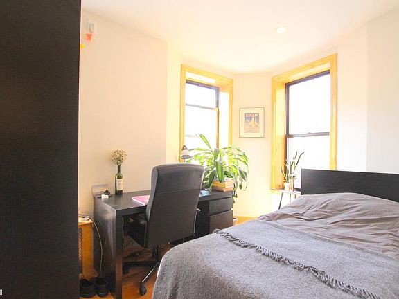 202 Mott St APT 23, New York, NY 10012 | Zillow