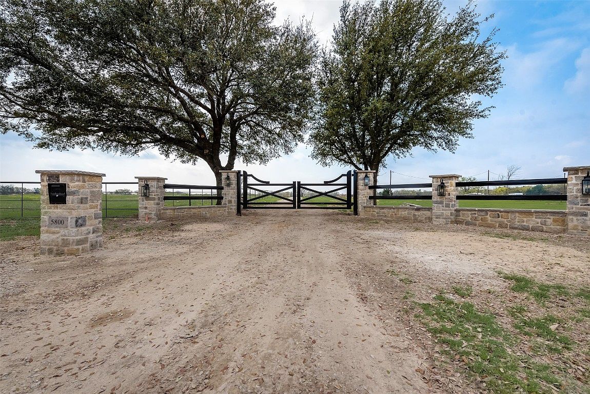 5800 County Road 4081, Scurry, TX 75158 | Zillow