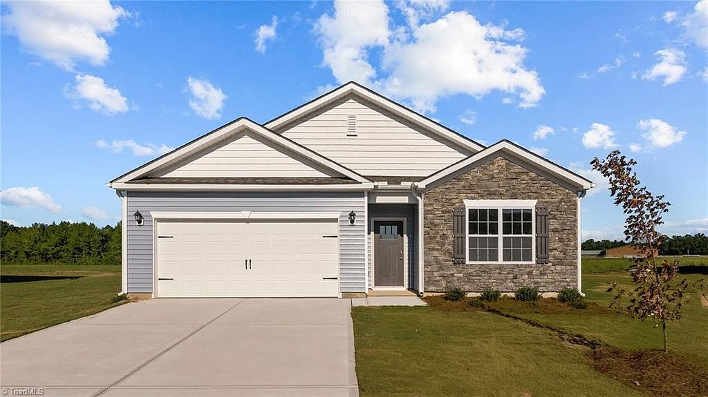 633 Starfall Rd, Graham, NC 27253 | Zillow