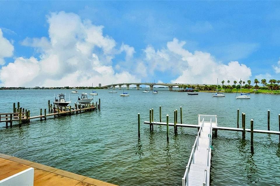 174 Golden Gate Point #22, Sarasota, FL 34236 | Zillow