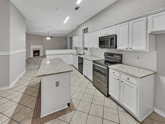 5801 Eagle Dr, Rowlett, TX 75088 | MLS #20142113 | Zillow