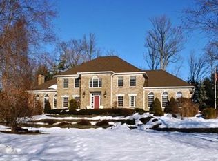 7 Stokes Farm Rd, Old Tappan, NJ 07675 | Zillow