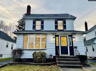 81 Wood Street, Lynbrook, NY 11563 | Zillow