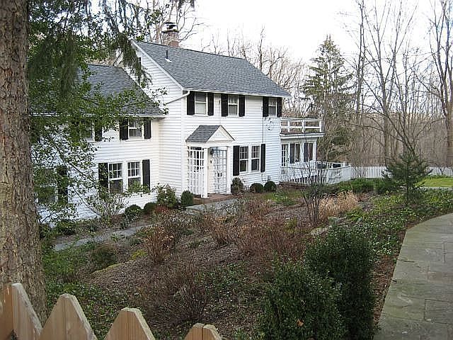 3 Old Roaring Brook Rd, Mount Kisco, NY 10549 | Zillow