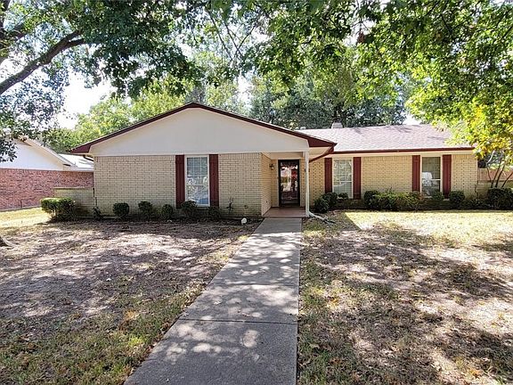 2821 Windy Dr, Commerce, TX 75428 | MLS #20501214 | Zillow