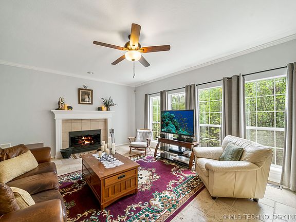 7626 S Fulton Pl, Tulsa, OK 74136 | MLS #2323729 | Zillow