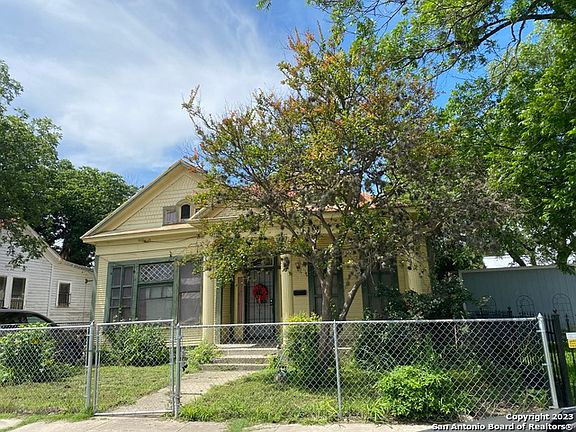 825 Burleson St, San Antonio, TX 78202 | MLS #1689502 | Zillow