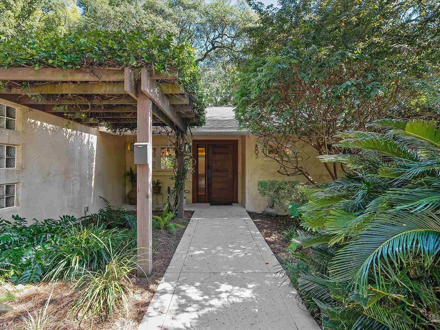 2803 E Gadsden St, Pensacola, FL 32503 | Zillow