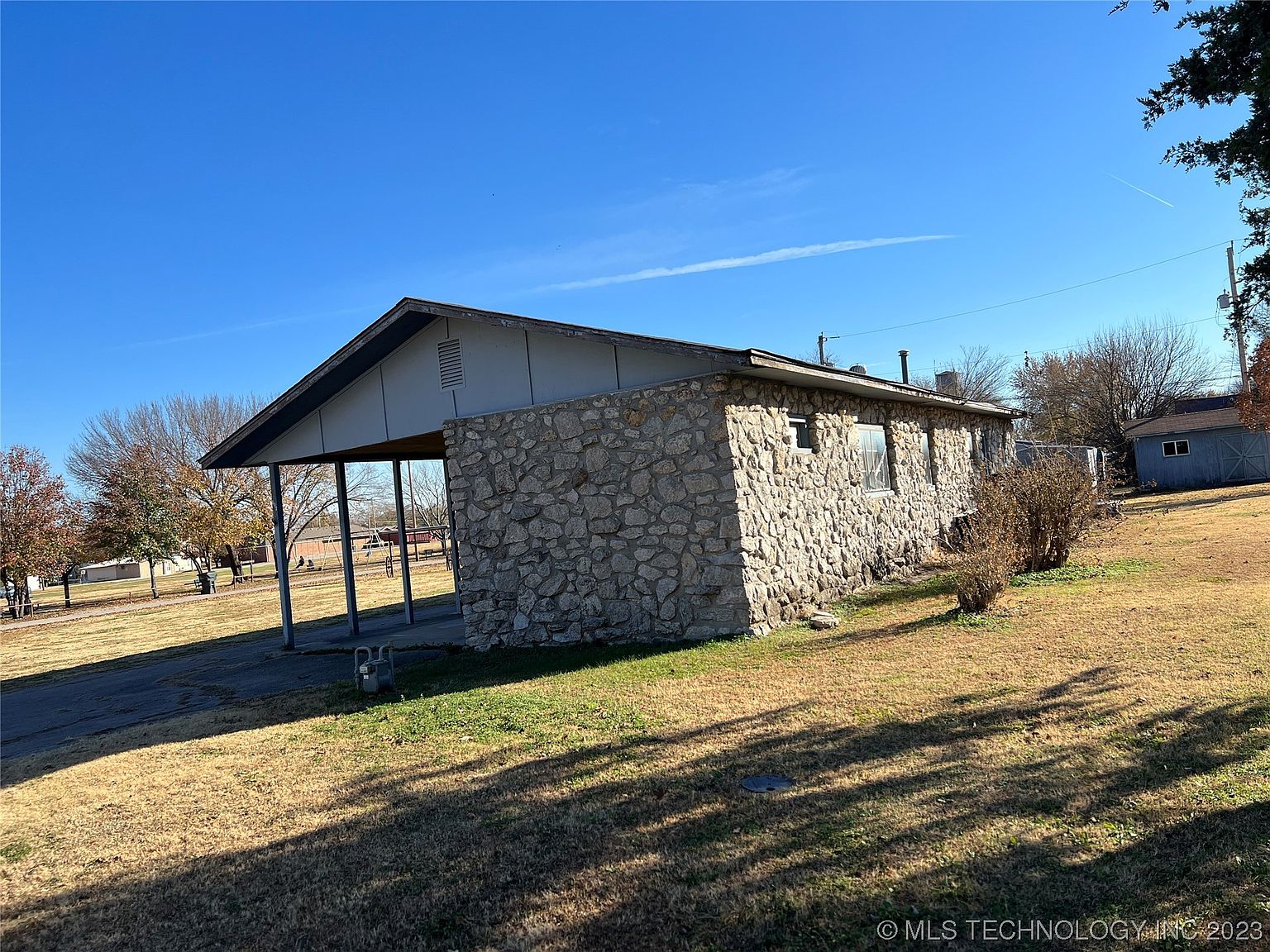 607 W Vine Ave, Barnsdall, OK 74002 | Zillow
