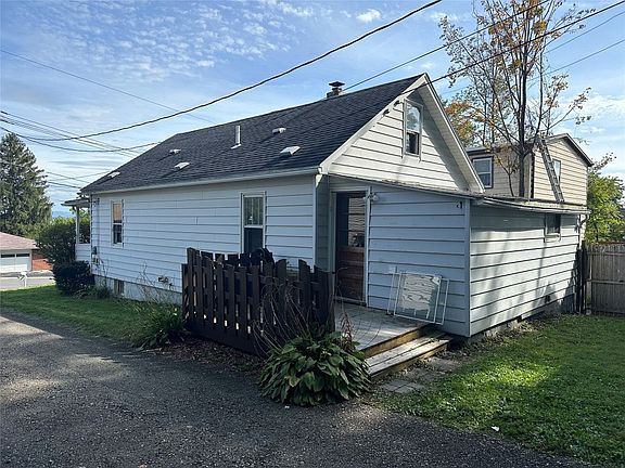 823 Milan Ave, Endicott, NY 13760 | Zillow