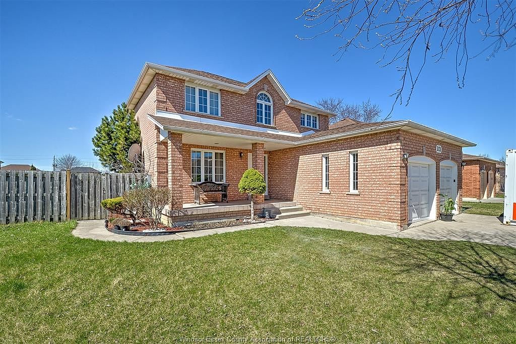 3131 Fletcher Cres, Windsor, ON N9E 4M8 | Zillow
