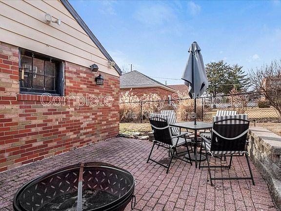 6212 Loran Ave #2F, Saint Louis, MO 63109 | Zillow