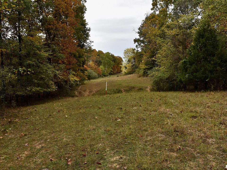 3 Friendship Loop, Goreville, IL 62939 | Zillow