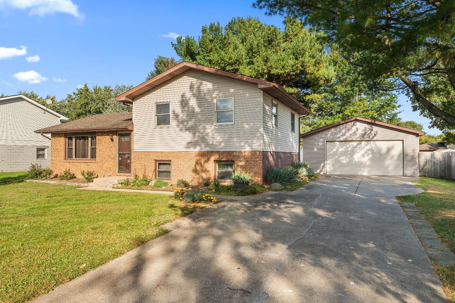 3201 Hickory St, Portage, IN 46368 | MLS #540001 | Zillow