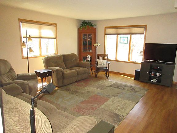 53086 890th St, Jackson, MN 56143 | MLS #11470073 | Zillow