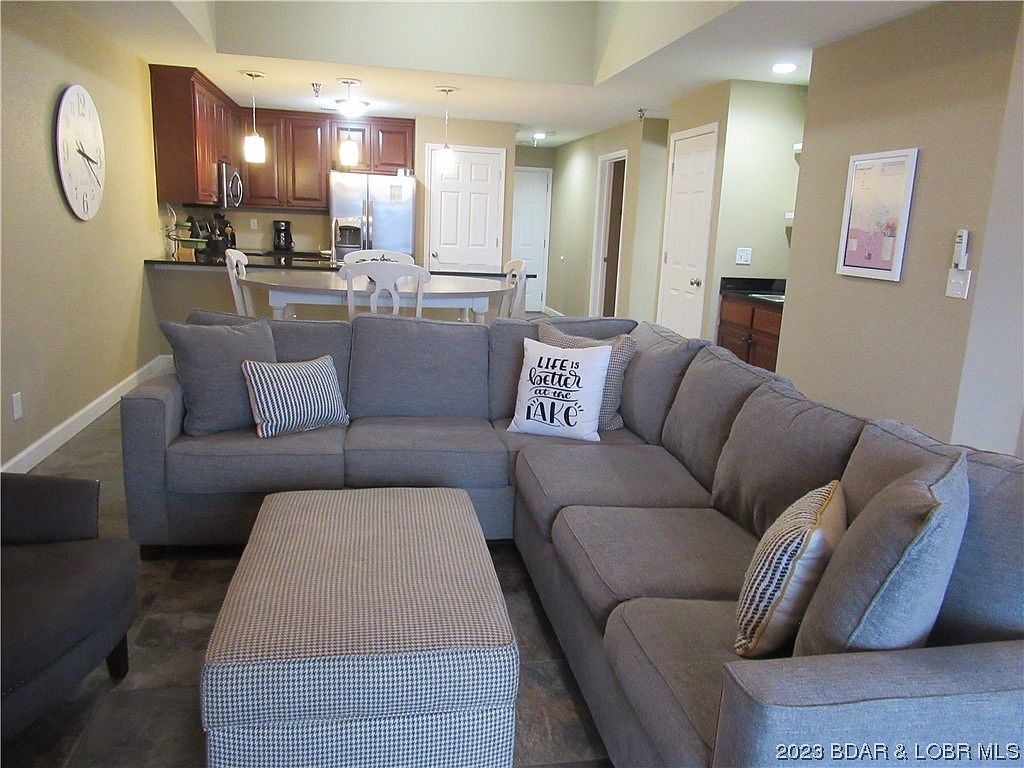 4800 Eagleview Dr #1108, Osage Beach, MO 65065 | MLS #3559797 | Zillow