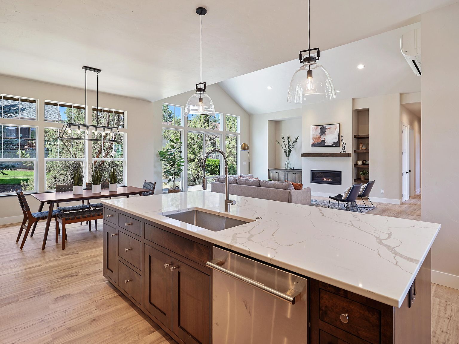 8211 Sora Ct, Redmond, OR 97756 | MLS #220163991 | Zillow